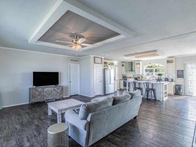 127 Dockal Dr