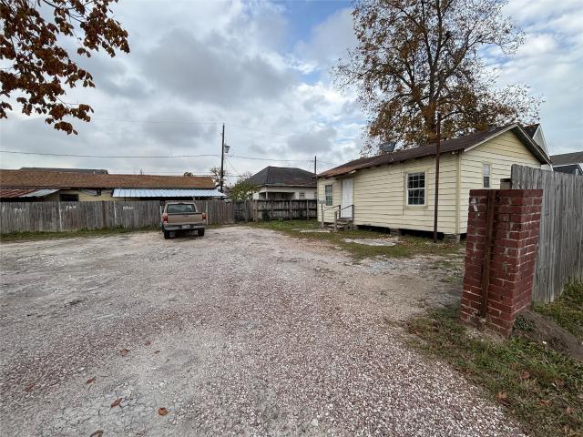 127 E 43rd St, Houston, TX 77018 | MLS #83898