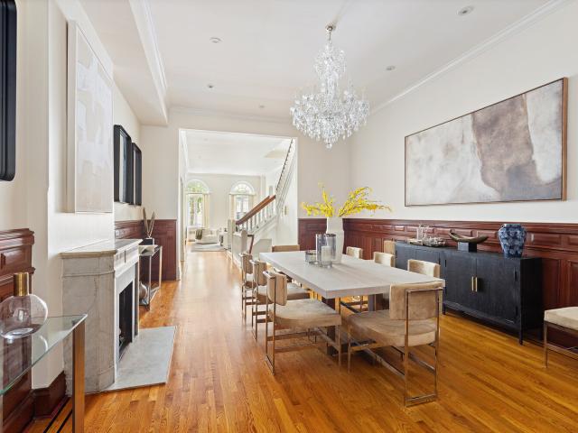 127 E 81ST Street