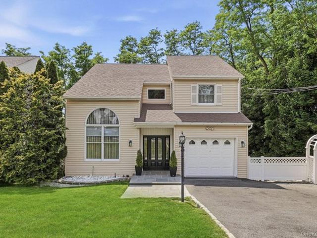 127 Fairfax Ave, Hawthorne, NY 10532