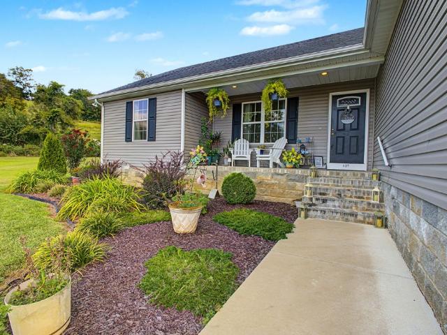 127 Fiddlers Ct