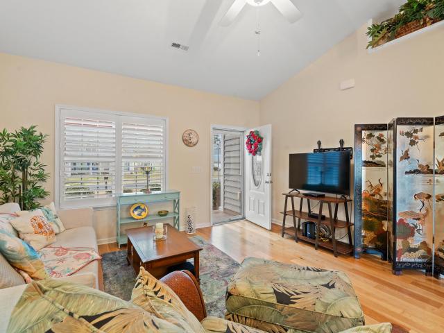 127 Fincham Dr