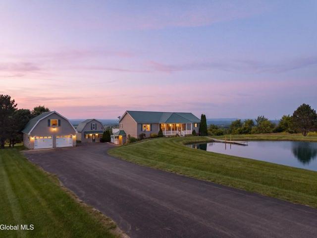 127 Firefly Meadow Rd, Fultonville, NY 12072
