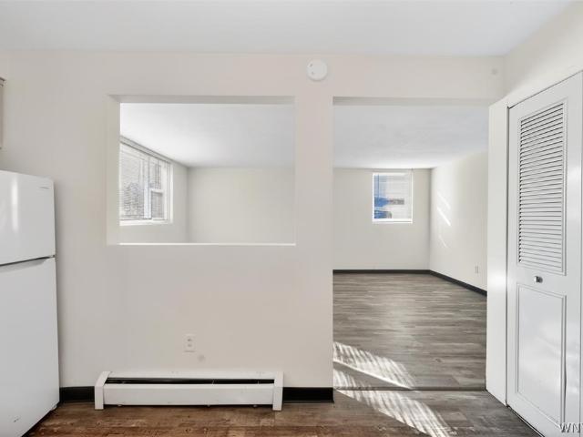 127 Franklin # B4