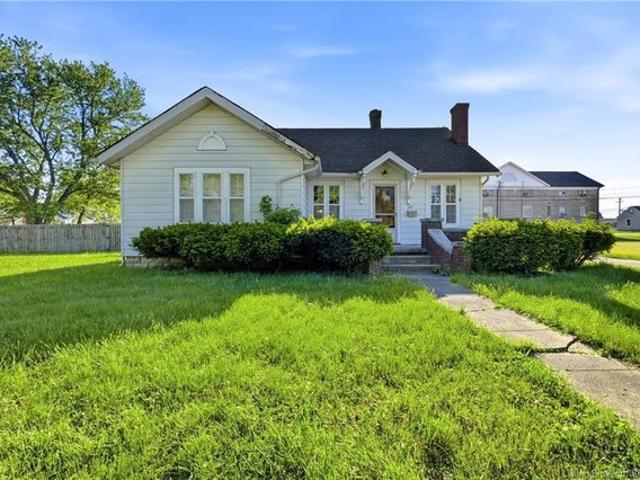 127 Keith St, Scottsburg, IN 47170