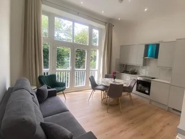 127 Holland Road, London, W14 8AS, United Kingdom | 1 bed apartment for rent #115419253 | Rentberry