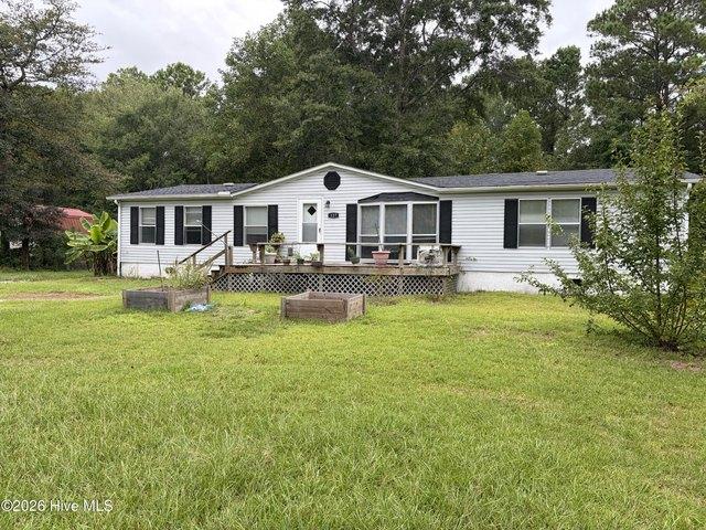 127 Hatcher Dr, Newport, NC 28570