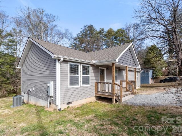 127 Hawthorne Drive