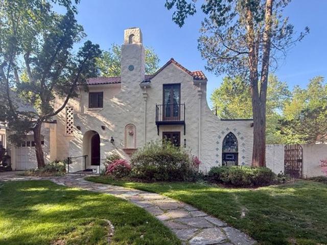 127 Hesketh St, Chevy Chase, MD 20815