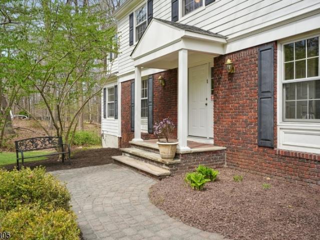 127 High Tor Drive