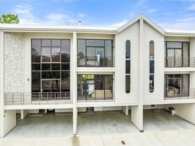 127 Highway 22 E Apt W3, Madisonville, LA 70447