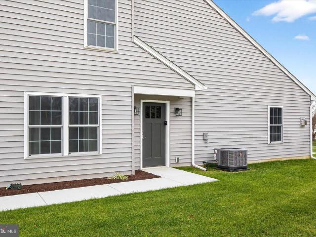 127 Hillard Field