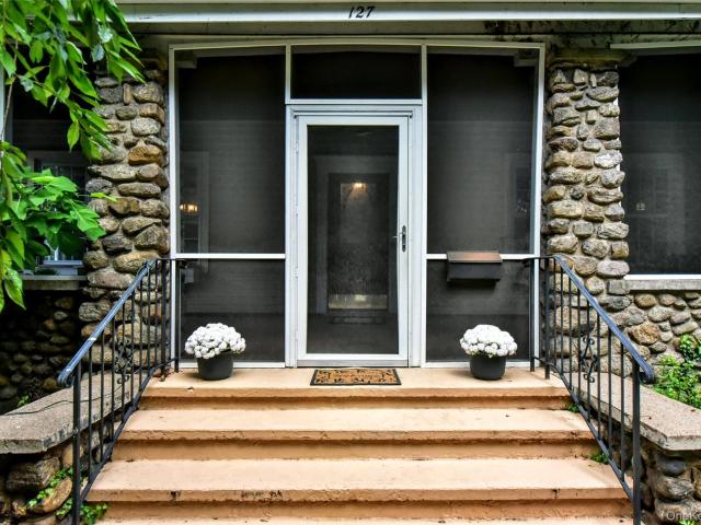 127 Hunt Avenue