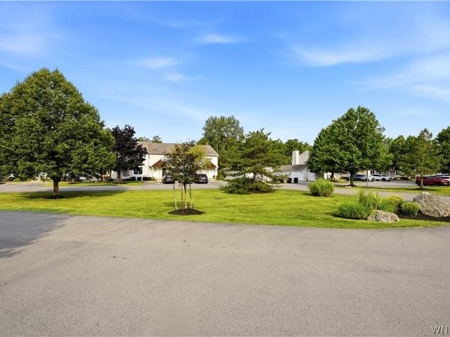 127 Olde Stone Lane