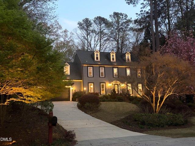 127 Lochwood West Dr, Cary, NC 27518