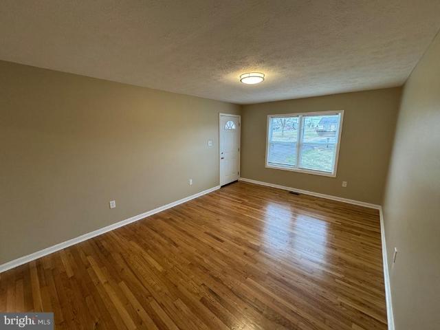127 Longstreet Ave