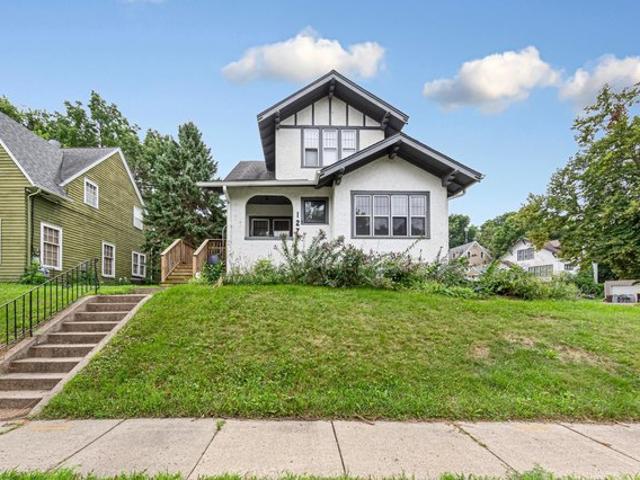 127 Lake Park Blvd, Fairmont, MN 56031