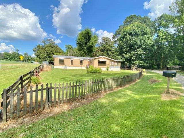 127 Lakeshore Dr, Hemphill, TX 75948
