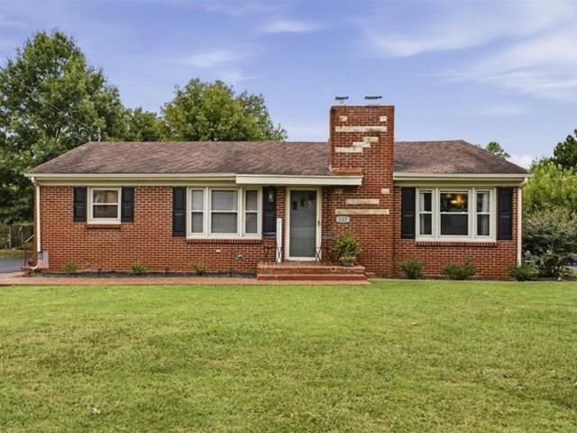 127 Lexington Dr, Glasgow, KY 42141