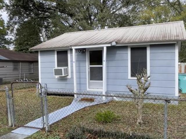 127 Legion Ln, Opelousas, LA 70570