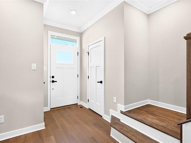 127 Marketplace Ave
