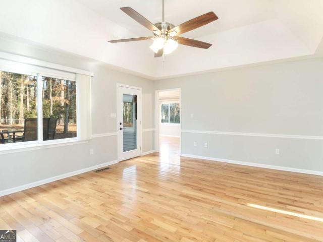 127 McCrackin Court
