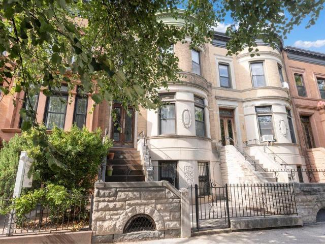 127 Midwood Street