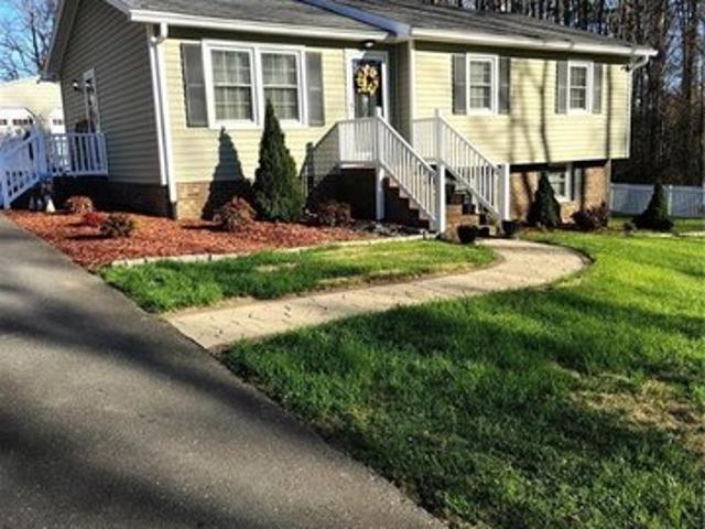 127 Miller St, Mount Airy, NC 27030