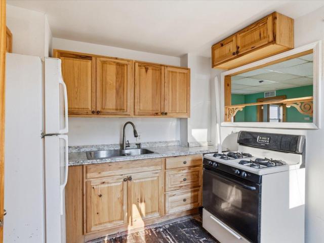 127 N 2nd Avenue