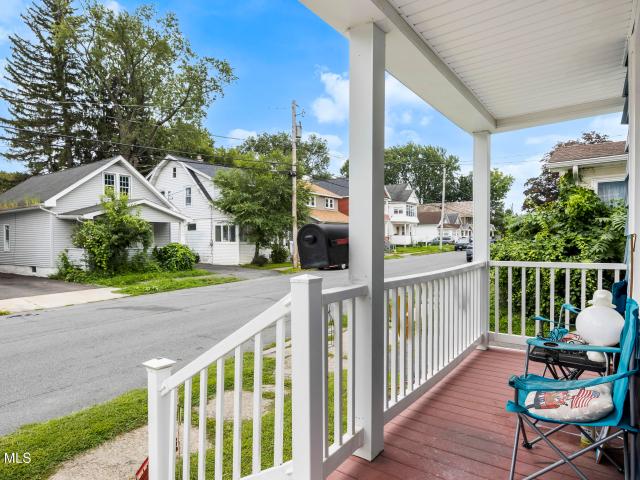 127 N Toll Street