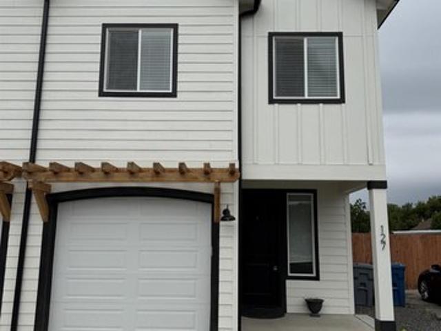 127 N Trifecta Ln, Nampa, ID 83651