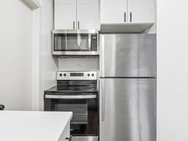 127 N West Street # 2R