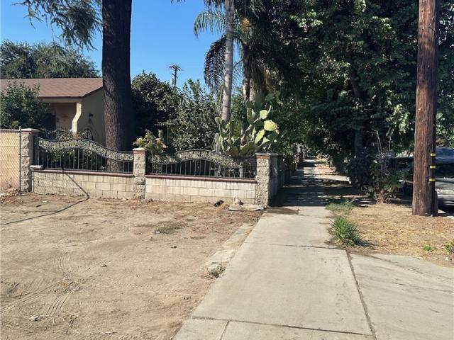 127 N Campus