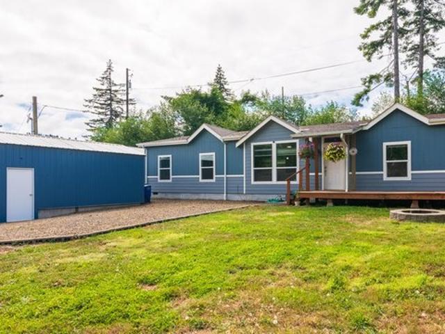 127 N Hillside Dr, Otis, OR 97368