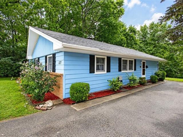127 N Main St, Englewood, OH 45322