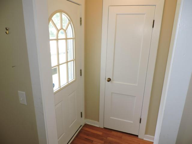 127 N Pleasant Ave