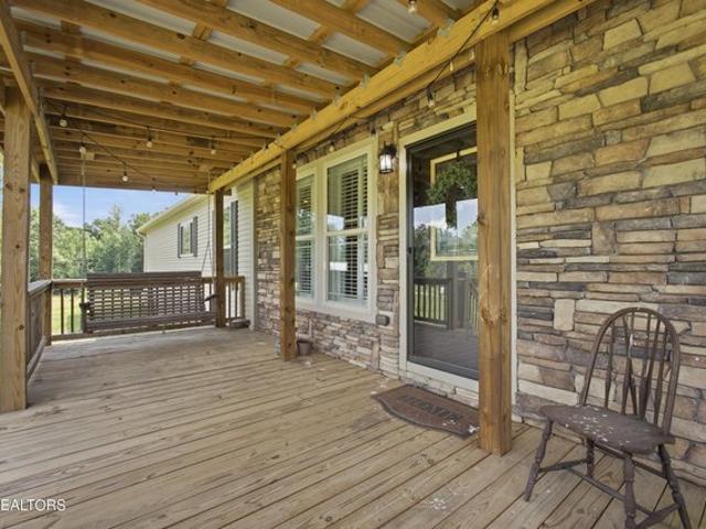 127 Narramore Ln, Philadelphia, TN 37846