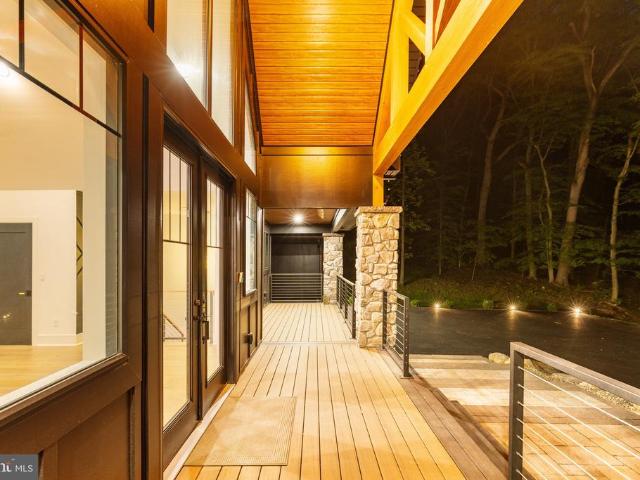 127 S Shady Retreat Road