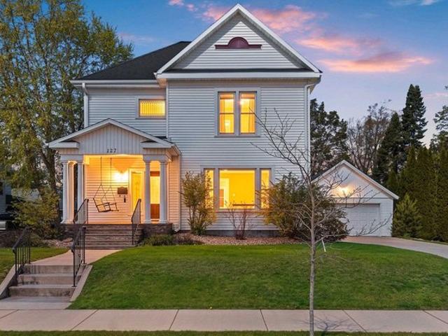 127 S Smalley St, Shawano, WI 54166