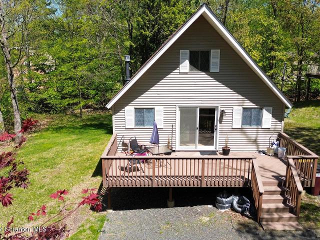 127 Sandstone Drive