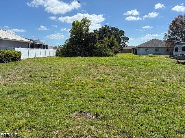 127 SE 16th Pl, Cape Coral, FL 33990