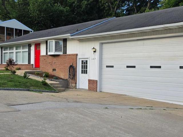 127 Shelly Road