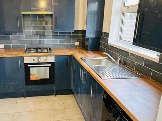 127 St. Awdry's Road, Barking, IG11 7QE, United Kingdom | 4 bed townhouse for rent #140799738 | Rentberry