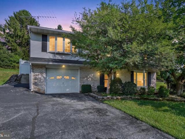 127 Strassburg Cir, Shrewsbury, PA 17361