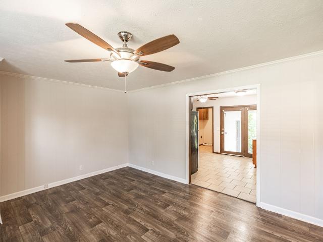 127 Susan Dr