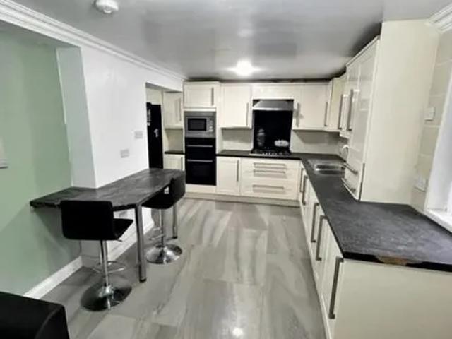 127 Quinton Road, Metchley, B17 0PY, United Kingdom | 6 bed townhouse for rent #85169824 | Rentberry