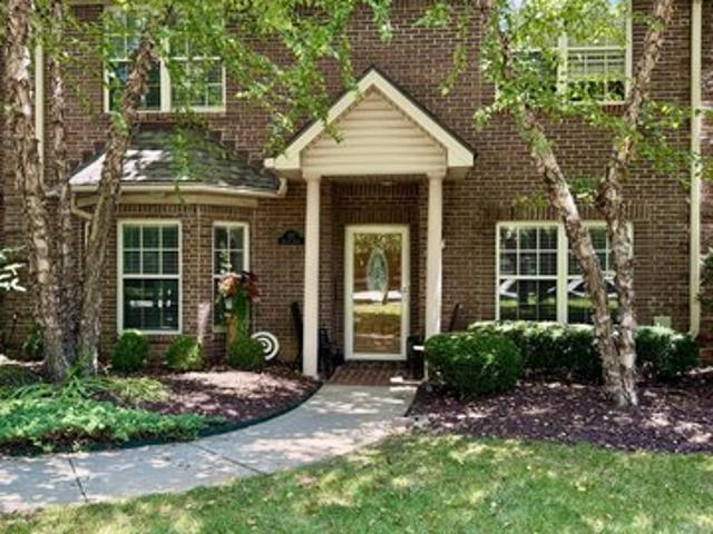 127 Riviera Dr, Georgetown, KY 40324