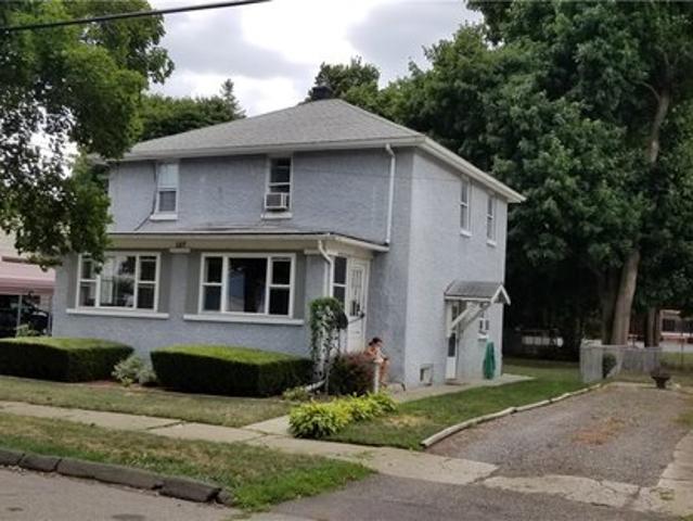 127 W 8th St, Elmira, NY 14903