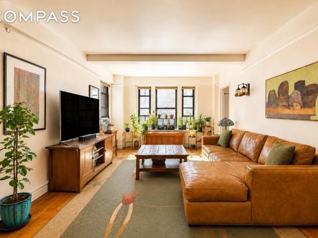 127 W 96th St Apt 5A, Manhattan, NY 10025
