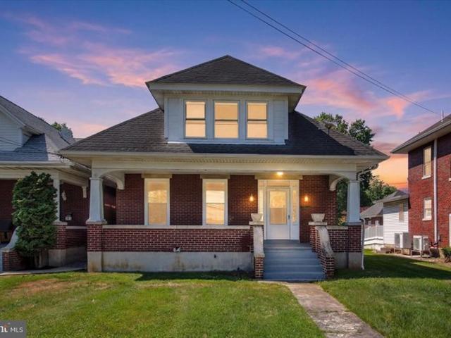 127 W Harrisburg St, Dillsburg, PA 17019